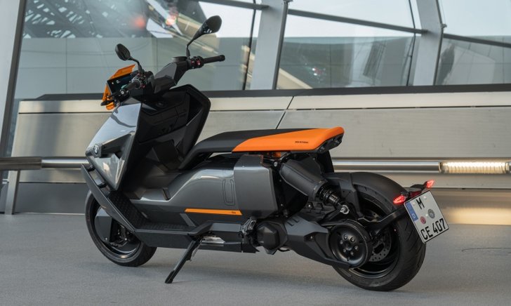 BMW CE 04 ใหม่ สกู๊ตเตอร์ไฟฟ้าวิ่งไกล 130 กม. เตรียมเผยโฉมที่งาน Motor ...