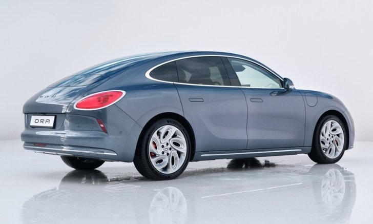 ORA Next Cat แมวทรงสปอร์ตคูเป้ 4 ประตู ขุมพลังไฟฟ้า 408 แรงม้าเผยโฉมที่ ...