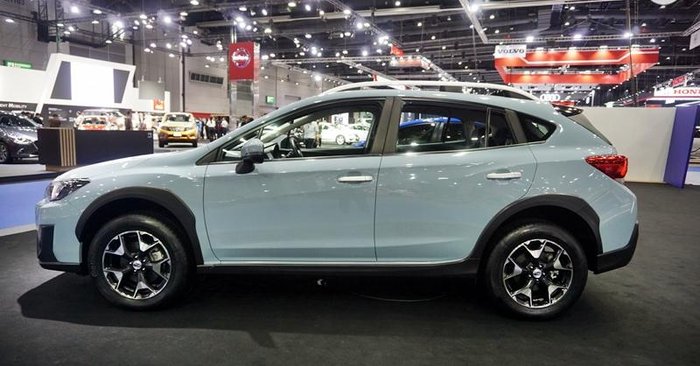 รวมรูปภาพของ Subaru XV 2018 สีเทา Cool Grey Khaki ใหม่ เผยโฉมที่งาน BIG ...