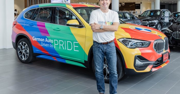 รวมรูปภาพของ BMW German Auto ปล่อยแคมเปญ “Driven by Pride and Mid Year ...