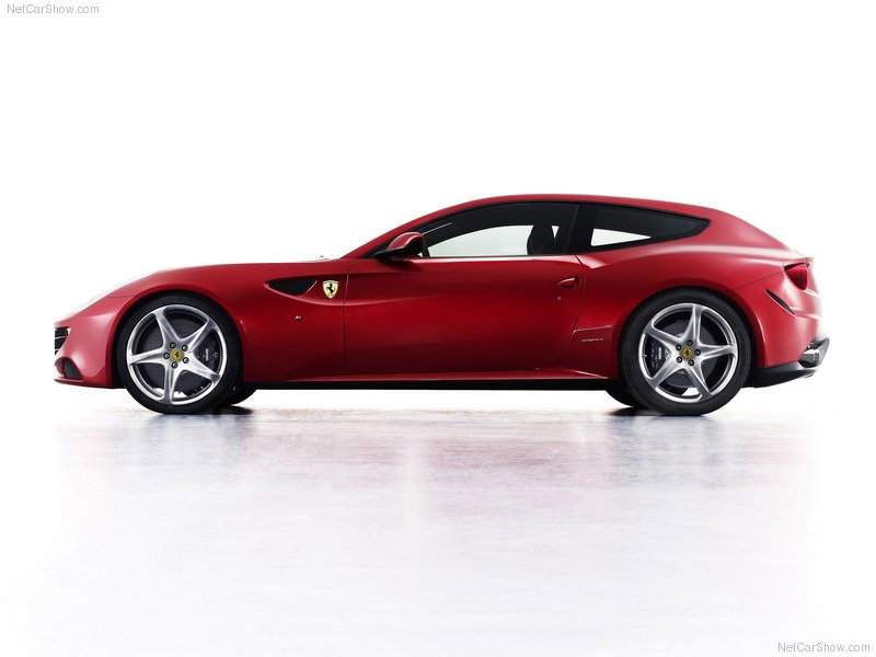 Ferrarri FF 4ที่นั่ง V12 ขับเคลื่อน 4 ล้อ เอาอะไรอีกไหม??
