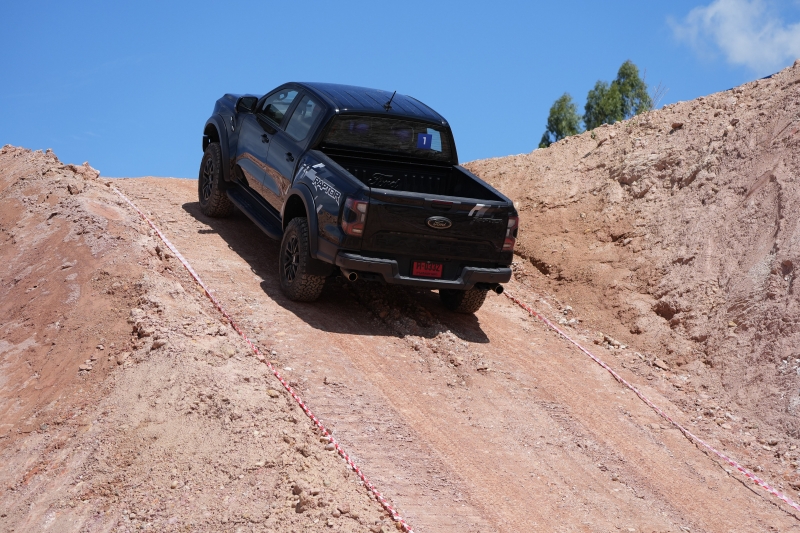 รวมรูปภาพของ พิสูจน์ความดุดันไม่เกรงใจใครที่งาน Ford Ranger Raptor ...