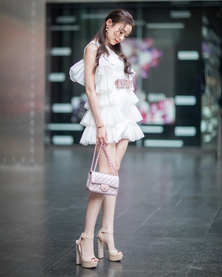 ส่องแฟชั่น "พลอย เดอะกิ๊ก" อดีตทีนไอดอลหน้าแบ๊ว สวย เก่ง มีสไตล์
