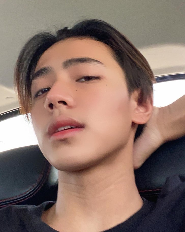 "ภีม วสุพล" หนุ่มน้อยหน้าใสทายาทร้านขนมจีบซาลาเปาสุดคิวท์ จากโรงเรียน ...