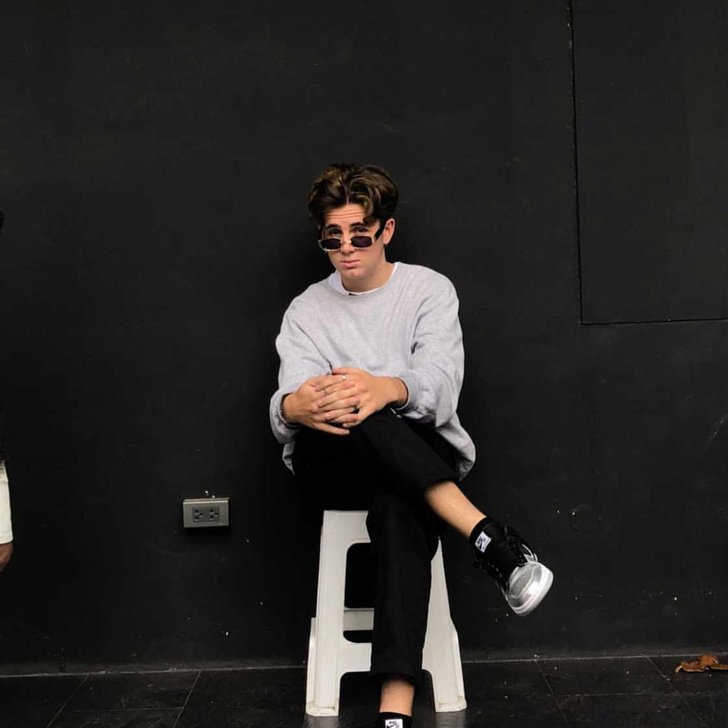 เปิดวาร์ป เพรสลี่ย์ เจมส์ นักเรียนหนุ่ม UK สาขาหาดใหญ่ ฝรั่งแท้แหลงใต้ ...