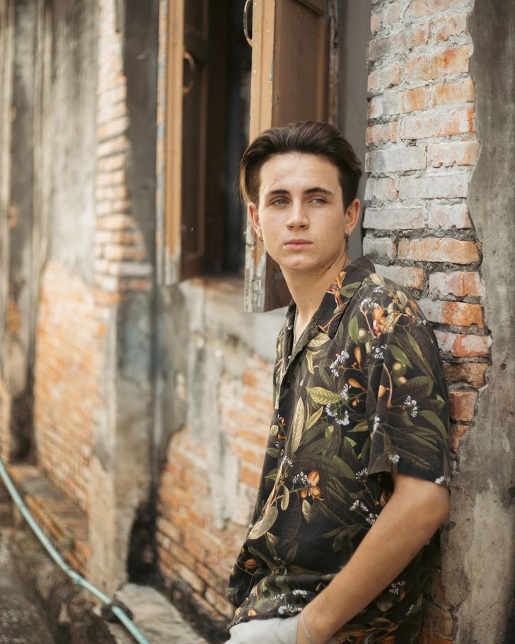 เปิดวาร์ป เพรสลี่ย์ เจมส์ นักเรียนหนุ่ม UK สาขาหาดใหญ่ ฝรั่งแท้แหลงใต้ ...