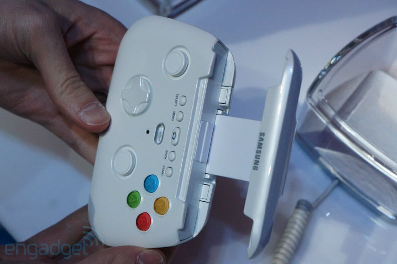 Galaxy S4 Game Controller จอยเกมรุ่นเฉพาะสำหรับ S4