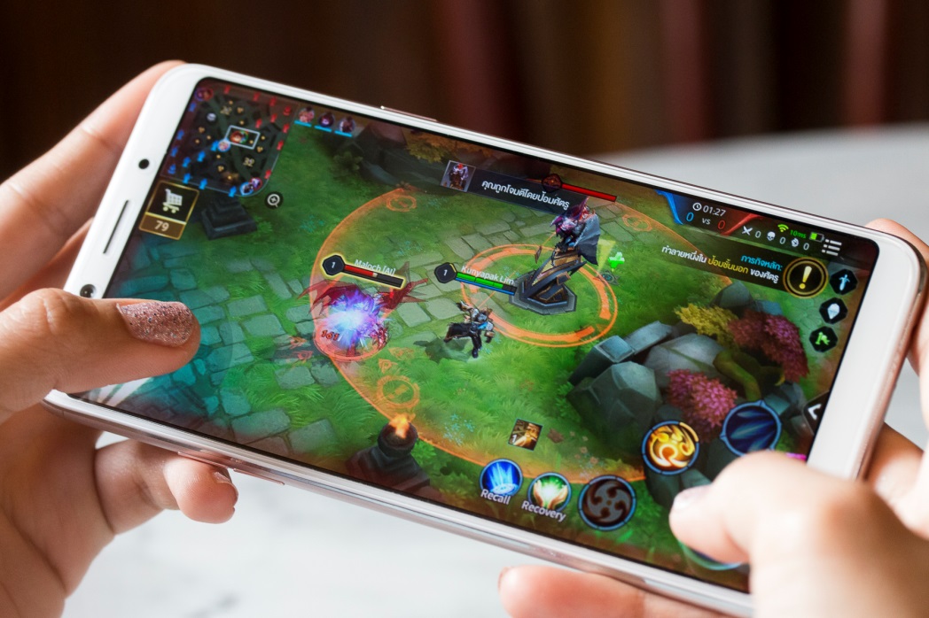 4 เหตุผลที่ทำให้ OPPO F5 เป็นมือถือที่โดนใจชาวเกมส์ RoV
