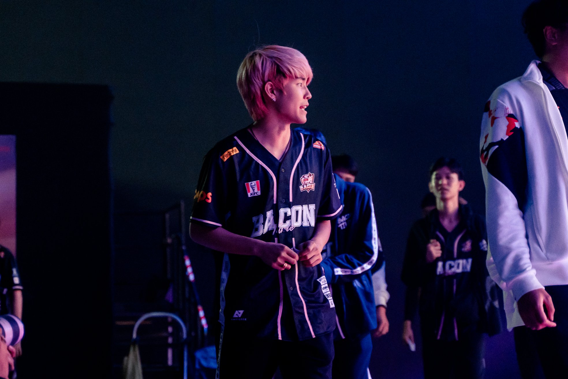 RoV: Bacon Moowan ประกาศอำลา เจ้าตัว Post เอ่ย AWC เป็น Tournament สุดท้าย