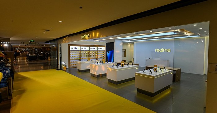 รวมรูปภาพของ realme เปิดตัว realme Flagship store แห่งแรกที่มาพร้อม ...