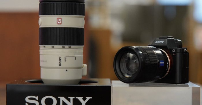 รวมรูปภาพของ Sony store Japan ใจดี แถมโมเดลกล้องจิ๋วให้ฟรี ๆ เมื่อซื้อ ...