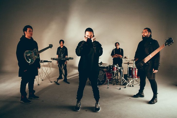 "เก้า จิรายุ" ตอบแล้ว! หลังวง Retrospect เปรยว่าอยากให้เป็นนักร้องนำ ...