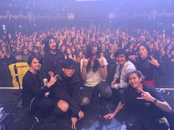 ทำความรู้จัก Defying Decay วงไทยที่ได้ร่วมทัวร์กับศิลปินดัง ATREYU ใน ...