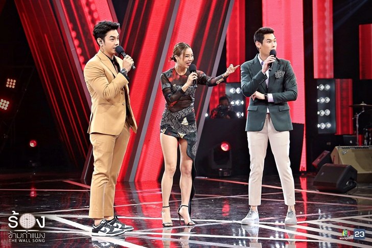 อาร์ต พศุตม์ กวาดฟีดแบคล้นหลาม หลังจับไมค์โชว์เคมีกับ "คริส" ใน "ร้องข้ามกำแพง" | Sanook Music