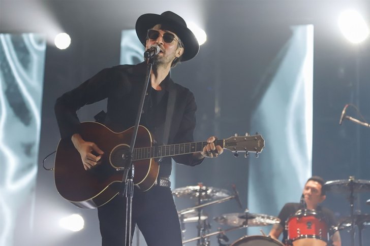 ปลุกลมหายใจวง "Fly"! คอนเสิร์ต "เพื่อนพ้องร้องเพลงฟลาย" กับความมันที่ ...