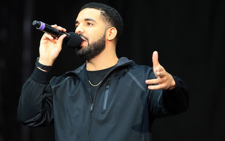 "Drake" งานเข้า! หลังถูกชาวเน็ตแฉคลิปขณะกอดจูบแฟนเพลงวัย 17 ปีบนเวที ...
