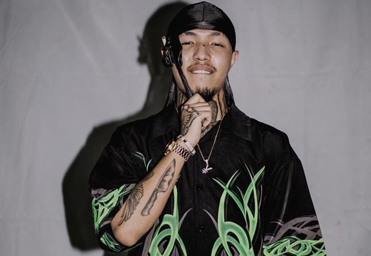 "YOUNGOHM" ปล่อยเพลงใหม่ "โตไปไม่นุ้ย" เจอชาวเน็ตโยงดราม่าศิลปินรุ่นพี่ | Sanook Music