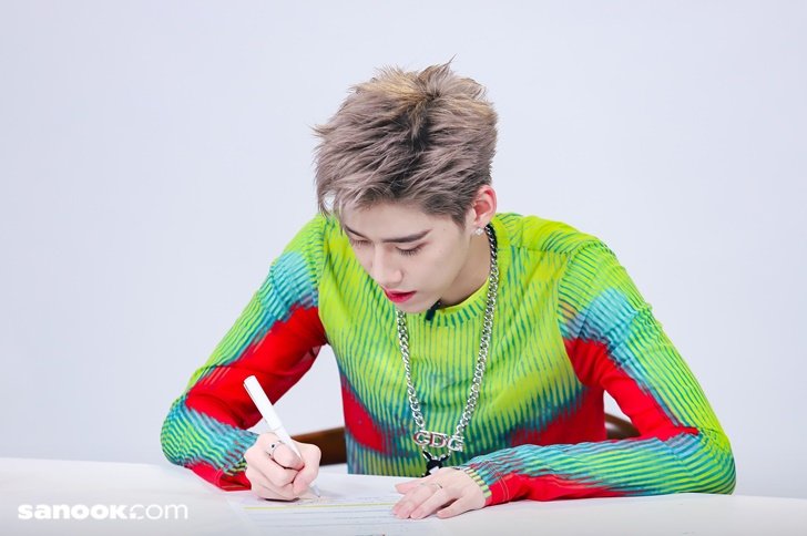 พีพี กฤษฎ์ ตัดริบบิ้นรายการใหม่ Sanook Exam ทำข้อสอบแฟนพันธุ์แท้ตัวเอง (ภาพ+คลิป) | Sanook Music