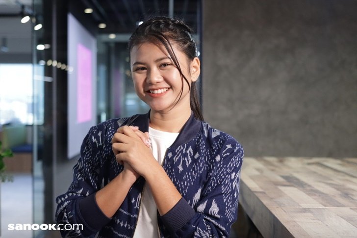 “ครูสลา” อาสาพลิกชีวิต “แอ้ม ชลธิชา” พาเซ็นสัญญาแกรมมี่ โกลด์ | Sanook Music