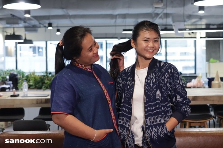 “ครูสลา” อาสาพลิกชีวิต “แอ้ม ชลธิชา” พาเซ็นสัญญาแกรมมี่ โกลด์ | Sanook Music