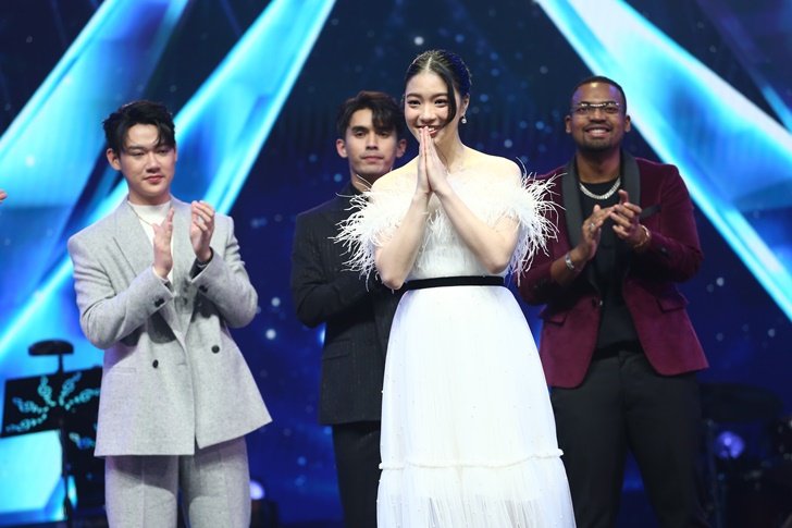 มี่ ปุญญาดา ยิ้มหวานบอกลาเวที "The Star ค้นฟ้าคว้าดาว 2022" | Sanook Music