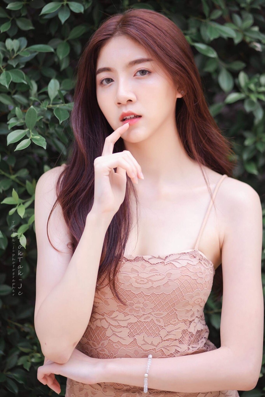 โชห่วยแบนด์ ส่ง MV เพลง “ยังคงคิดถึงเธออยู่” ฟิน เหงา เศร้า ซึ้ง | Sanook Music