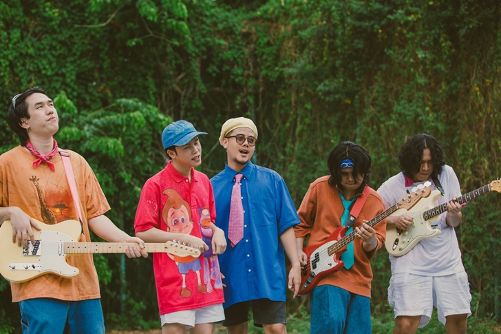 “เอาไว้ก่อน” เพลงใหม่จาก 5 หนุ่ม Cornboi ที่พร้อมเป็นเพื่อนกับทุกคนที่รักแต่ไม่กล้าบอก | Sanook ...