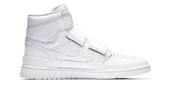 รวมรูปภาพของ Nike ปรับโฉมใหม่ Air Jordan 1 เพิ่มสายรัดรองเท้า Velcro ...