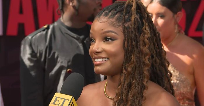 รวมรูปภาพของ ไม่ได้อยากคล้ายแค่ชื่อ Halle Bailey จาก The Little Mermaid ...