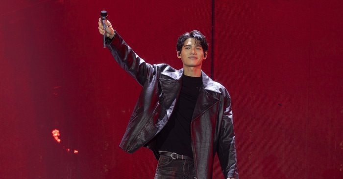 รวมรูปภาพของ "ไบร์ท-วิน" ระเบิดความมันในคอนเสิร์ตใหญ่ Side by Side ...