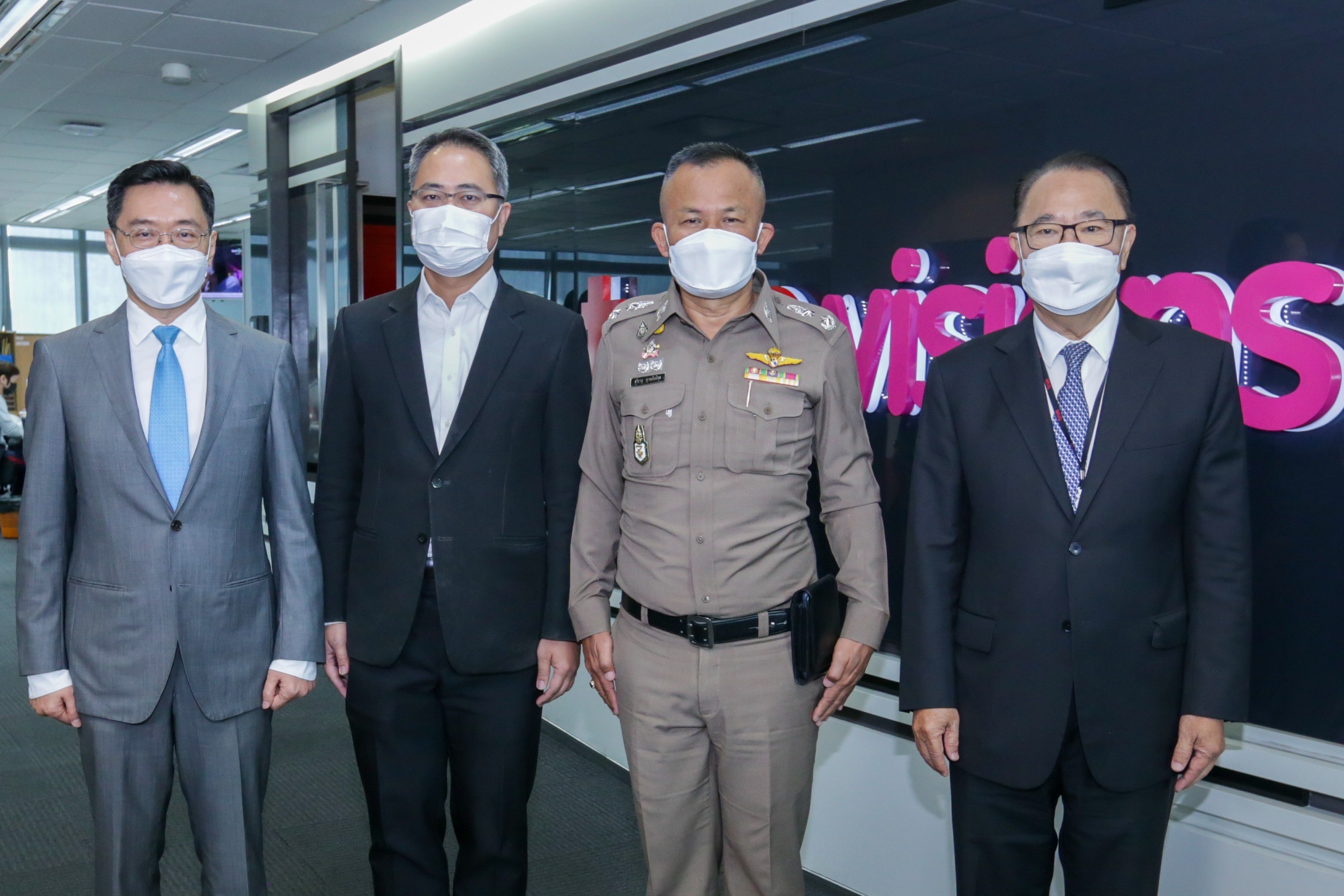 FWIPTV เครือข่ายหนังเถื่อนรายใหญ่มีหนาว DSI ประกาศเอาจริง ฐานละเมิดลิขสิทธิ์