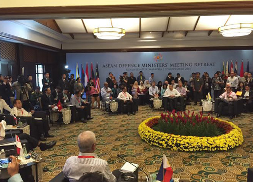 กห.อาเซียนหารือป้องกันภัยคุกคามก่อการร้าย