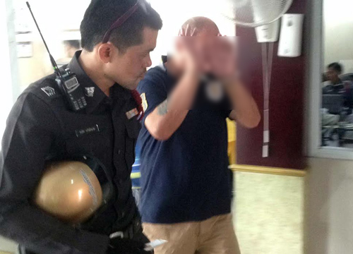 ชายรัสเซียแทงเพื่อนสาหัสเหตุแย่งลูกค้าร้านอาหาร