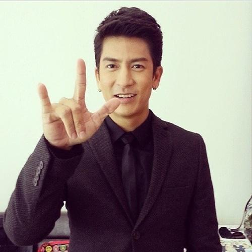 รวมรูปภาพของ ซุป'ตาร์หน้าเด็ก ฝ่ายชาย หล่อ ใส อมตะ!! รูปที่ 27 จาก 28