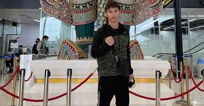 Sneak peek at "Tawan Chai" during the last curve before going to the ...