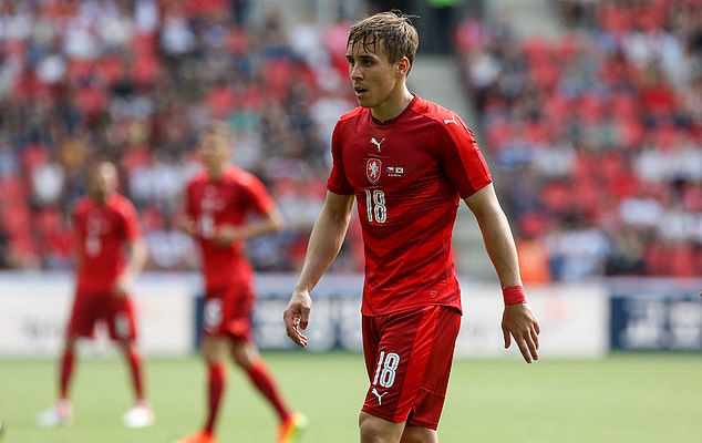 ช็อก! อุบัติเหตุทางรถยนต์ คร่าชีวิต "โจเซฟ ซูรัล" เเข้งทีมชาติเช็ก