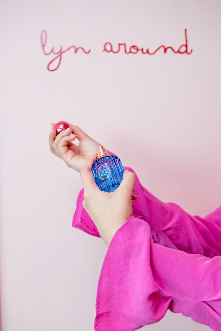 Lyn Around เปิดตัวน้ำหอมขวดแรก หอมมีเสน่ห์แบบหวานซ่อนเปรี้ยว