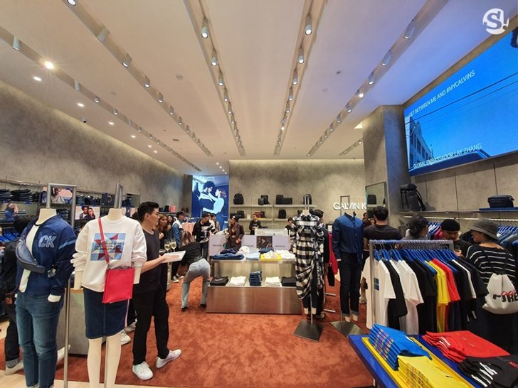 CALVIN KLEIN ฉลอง Flagship Store พร้อมอัปเดตคอลเลคชั่นที่แฟชั่นนิสต้า ...