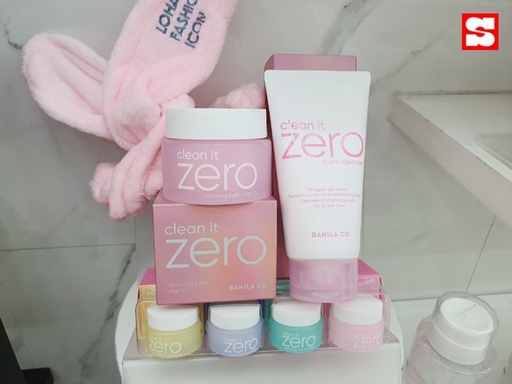 Banila Co Holiday Set จับคู่ตัวเด็ด 5 เซ็ตสุดคุ้มที่ไม่ควรพลาด!