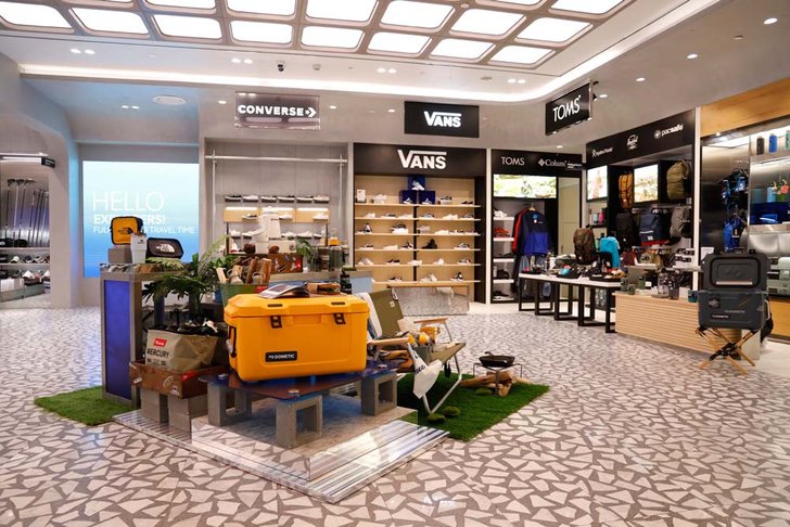 เปิดแล้ว FIRSTER Flagship Store พร้อมส่อง 10 แบรนด์ดัง วางขายในไทยครั้งแรก