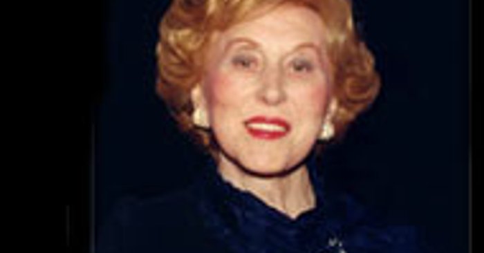 รวมรูปภาพของ เอสเต ลอเดอร์ ประกาศการสูญเสีย Mrs. Estee Lauder รูปที่ 1 ...