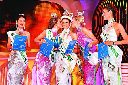 นางงามสเปน คว้าตำแหน่ง MISS INTERNATIONAL 2008