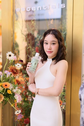 เปิดตัว “เอสเซนเชียลส์” (escentials) บูทีคสุดหรูที่รวบรวมสุดยอดแบรนด์น้ำหอมและเครื่องหอมจากทั่วโลก